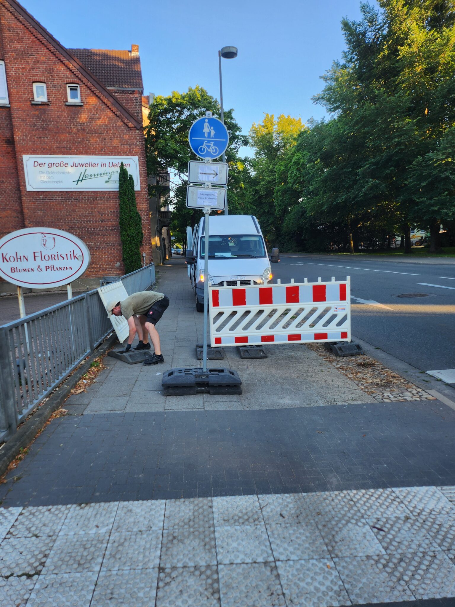 Was benötigt man für die Absperrung einer Baustelle